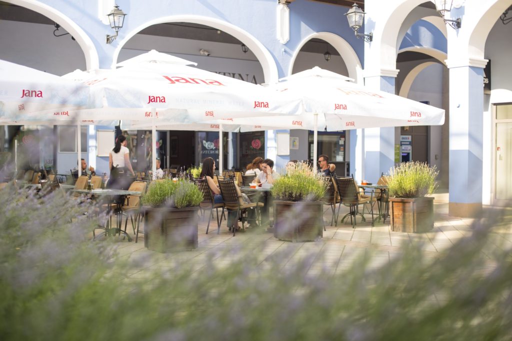 About Us - Roses Designer Outlet Centar